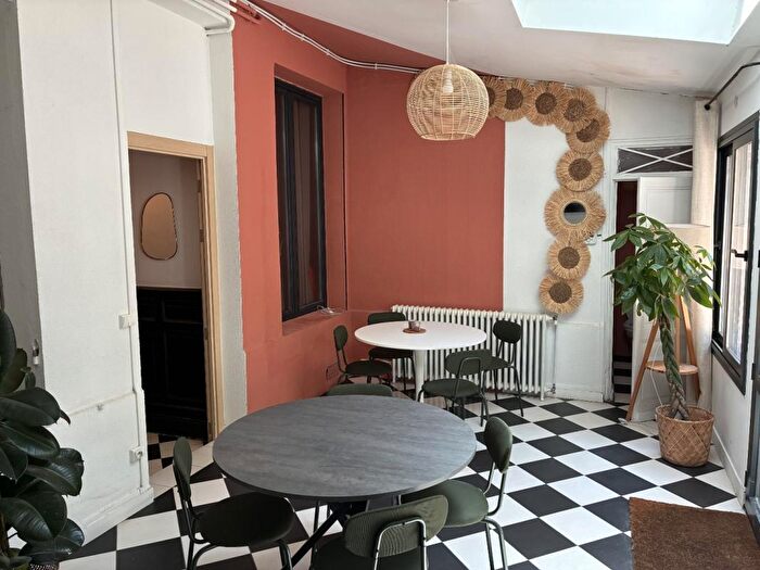 Appartement 1 pièce à Bordeaux, Saint-Genès, à louer