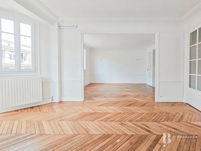 Appartement 5 pièces à louer à Paris 16ème, Passy, Maison de la Radio, Muette-Sud