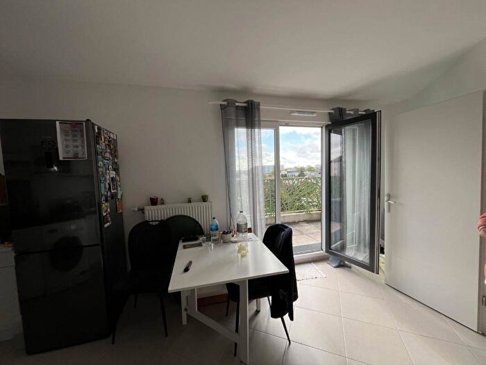 Centre Ancien, Lucé : Appartement 3 pièces à louer