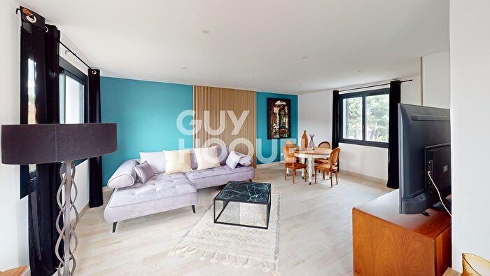 Maison à vendre - Saint-Cyprien, Village, Zone dActivité - 5 pièces - 3 chambres