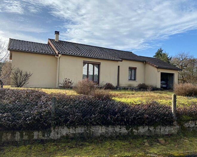 Maison à vendre - Peyrat-le-Château - 4 pièces - 2 chambres