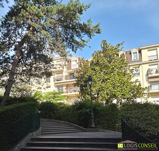 Appartement 4 pièces à vendre à Bourg-la-Reine