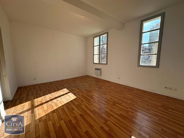 Appartement à louer - Avignon, Magnanen, Teinturiers - 3 pièces - 2 chambres