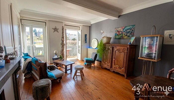 Appartement à vendre - Rive-de-Gier, Jean Jaurès - 4 pièces - 2 chambres