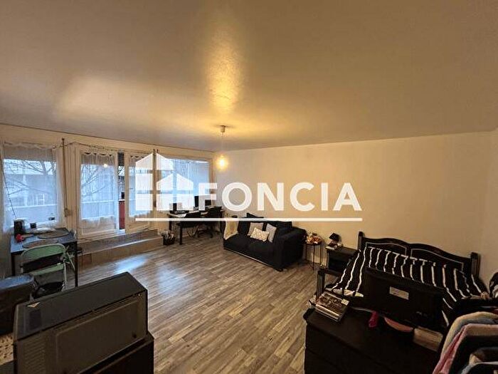 Appartement à louer - Gratte Ciel, Villeurbanne - 1 pièce