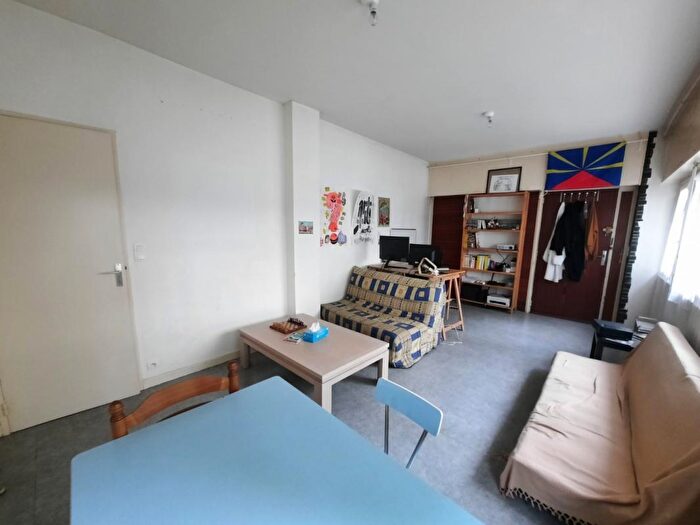 Appartement 3 pièces à louer - Quartiers Ouest, Bourg lEvesque