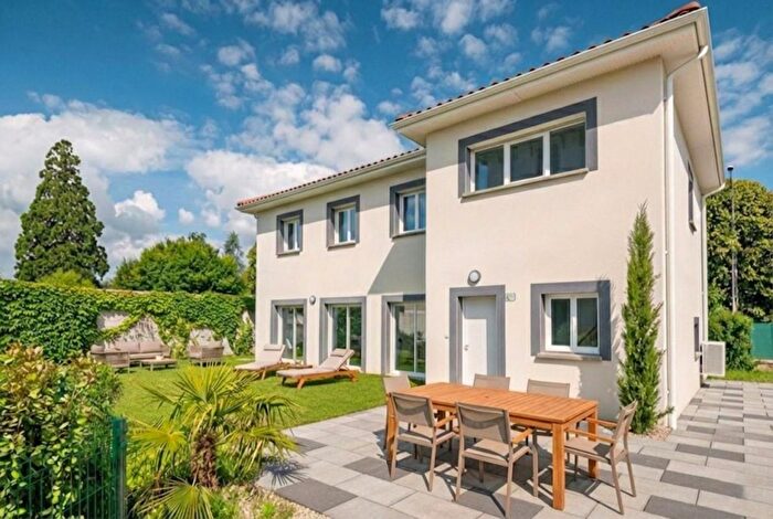 Maison à vendre - Beynost - 6 pièces - 4 chambres