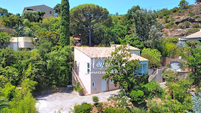 Maison 7 pièces à vendre à Rayol-Canadel-sur-Mer