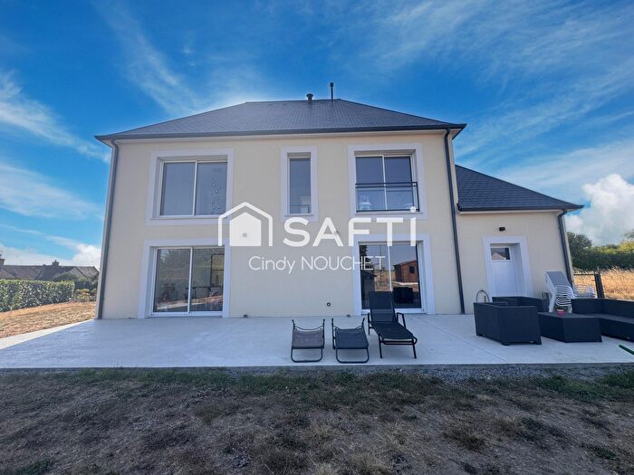 Oizé : Maison 7 pièces à vendre