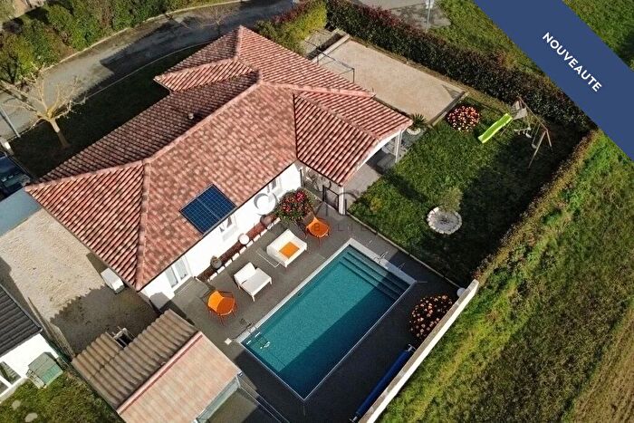 Maison à vendre - Saint-Gervais-sur-Roubion - 5 pièces - 4 chambres