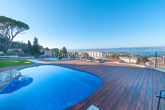 Maison à vendre - Sète, Saint-Clair - 5 pièces - 4 chambres