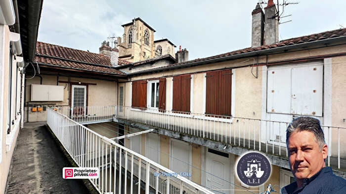 Vienne, Centre-ville - Appartement 2 pièces à vendre