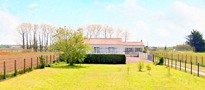 Saint-Pierre-d'Oléron : Maison 4 pièces à vendre