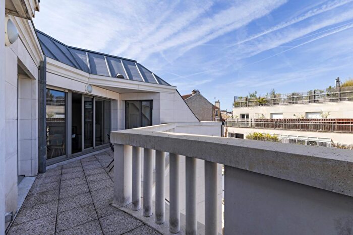Appartement 4 pièces à vendre à Levallois-Perret, Trézel