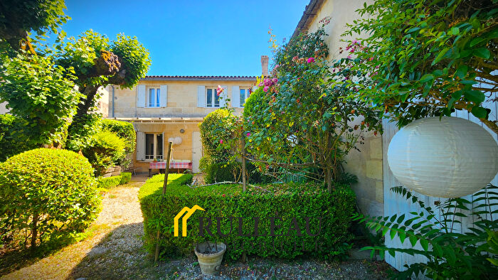 Cubnezais : Maison 6 pièces à vendre