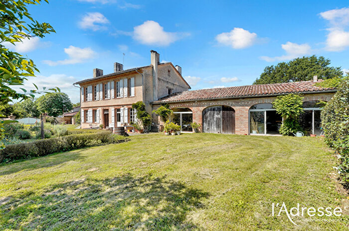 Le Burgaud : Maison 8 pièces à vendre