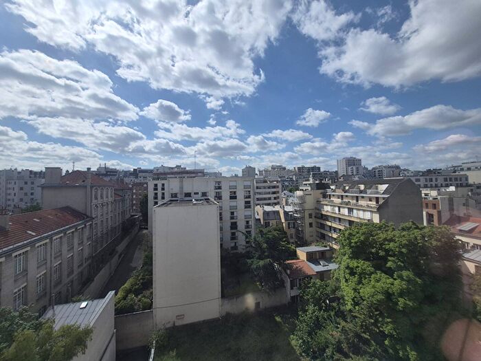 Danube-Porte des Lilas, Paris 19ème arrondissement : Appartement 1 pièce à louer