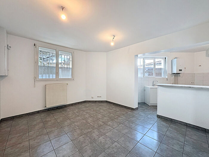 Appartement à louer - Bègles, Birambits - 3 pièces - 2 chambres