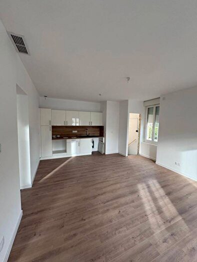 Maison à louer - Gloriette-Meannes-Rural, Romans-sur-Isère - 3 pièces - 2 chambres