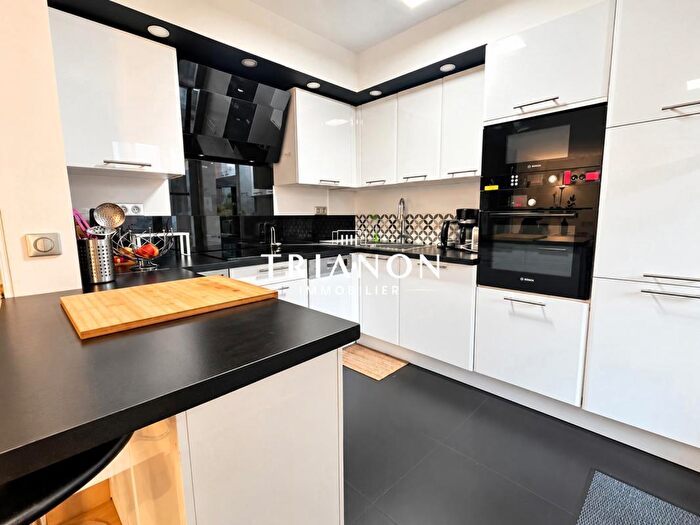 Maisons-Laffitte, Centre-ville : Appartement 2 pièces à vendre