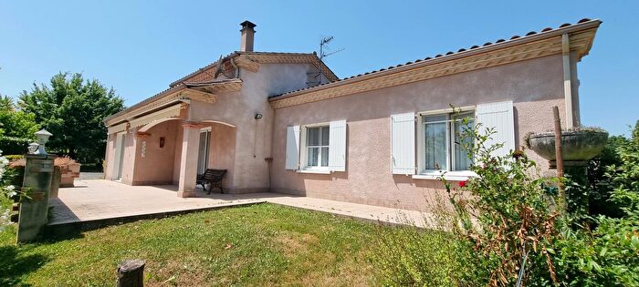 Maison à vendre - Saint-Pierre-dEyraud - 5 pièces - 3 chambres