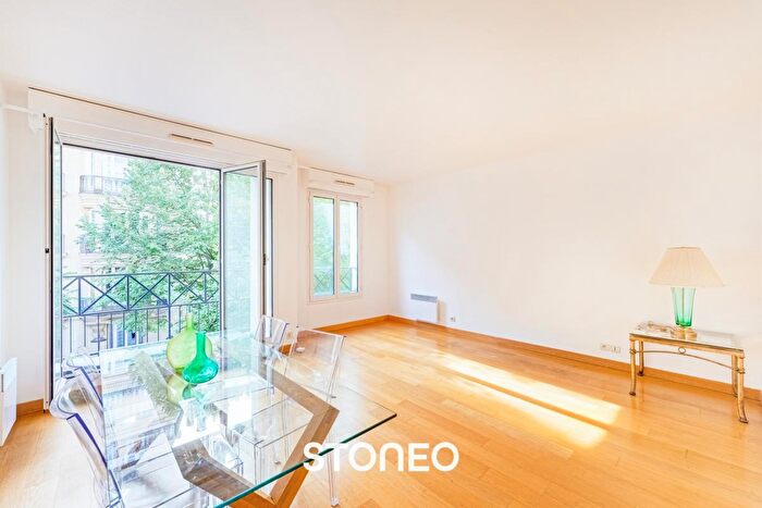 Appartement 2 pièces à Paris 16ème, Auteuil-Nord, Jasmin, Mirabeau, à vendre