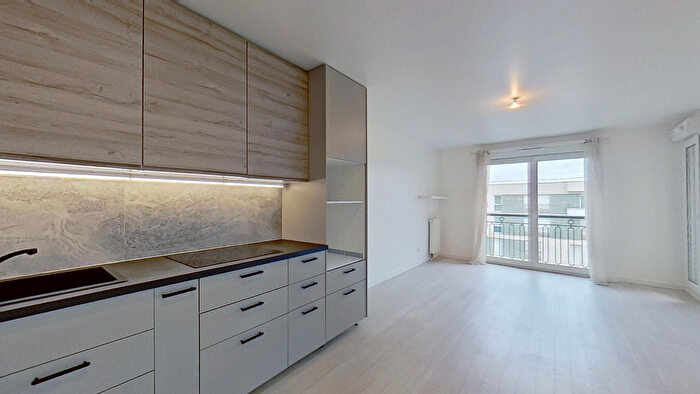 Châtenay-Malabry, Petit Chatenay, Voltaire, Croix Blanche : Appartement 2 pièces à louer