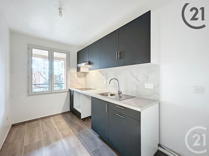 Appartement 3 pièces à louer - Melun, Centre-ville