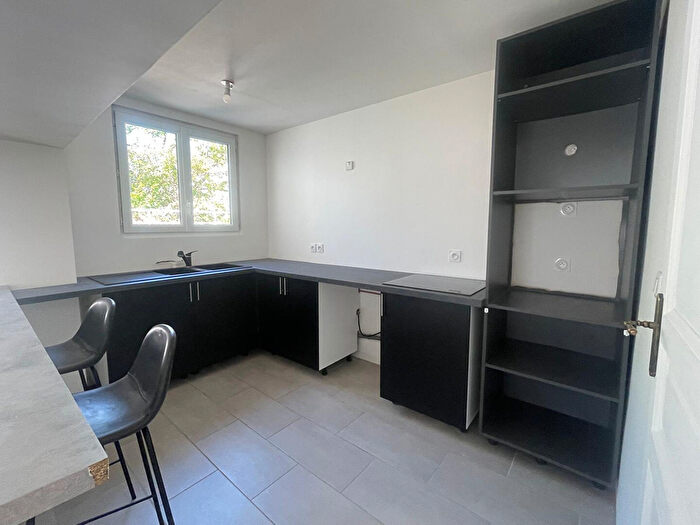 Maison à vendre - Mantes-la-Jolie, Centre-ville - 6 pièces - 4 chambres