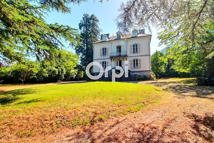 Maison 10 pièces à vendre - Louvie-Juzon