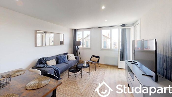 Appartement à louer - Minimes, Toulouse - 1 pièce - 2 chambres