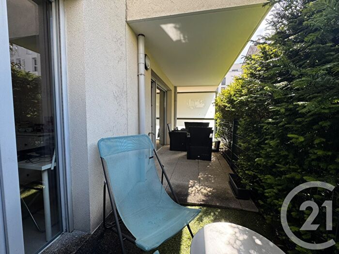 Appartement 2 pièces à Villeurbanne, Les Poulettes, à vendre