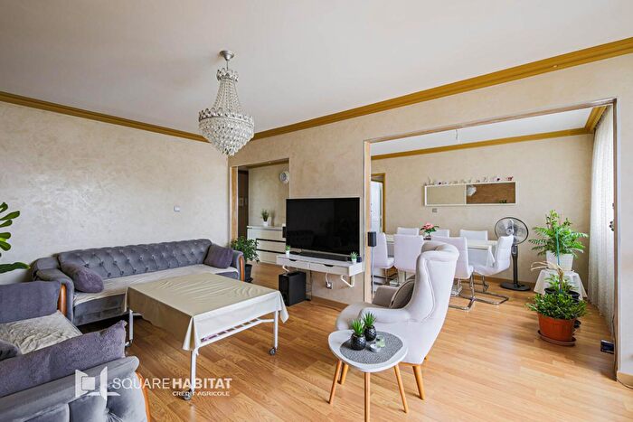 Appartement à vendre - Échirolles - 5 pièces - 3 chambres