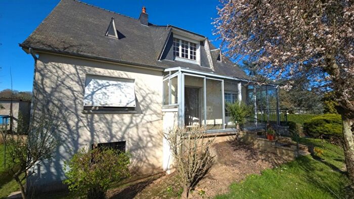 Maison à vendre - Vezin-le-Coquet - 12 pièces - 7 chambres