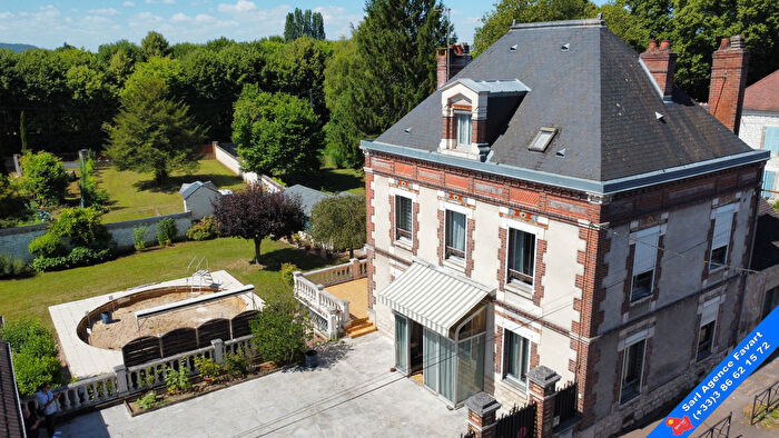 Joigny : Maison 8 pièces à vendre