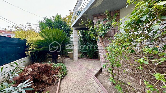 Maison à vendre - Perpignan, Moyen-Vernet - 7 pièces - 5 chambres