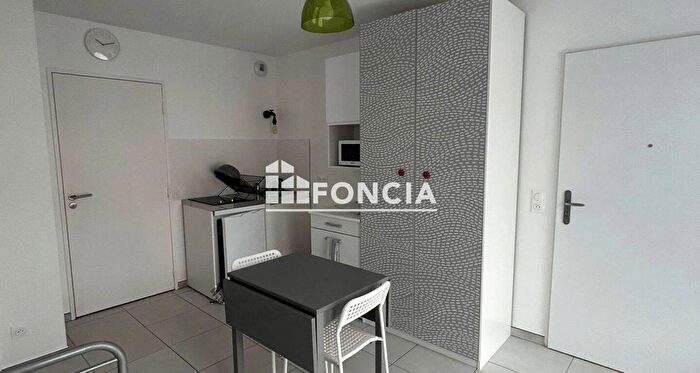 Appartement 1 pièce à louer - Carnot-Le Marais, Saint-Étienne