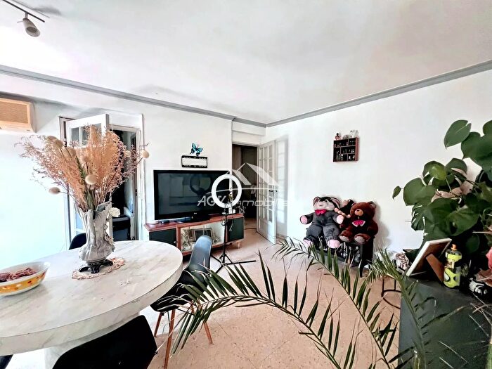 Appartement à vendre - Alès, Centre-ville - 5 pièces - 3 chambres