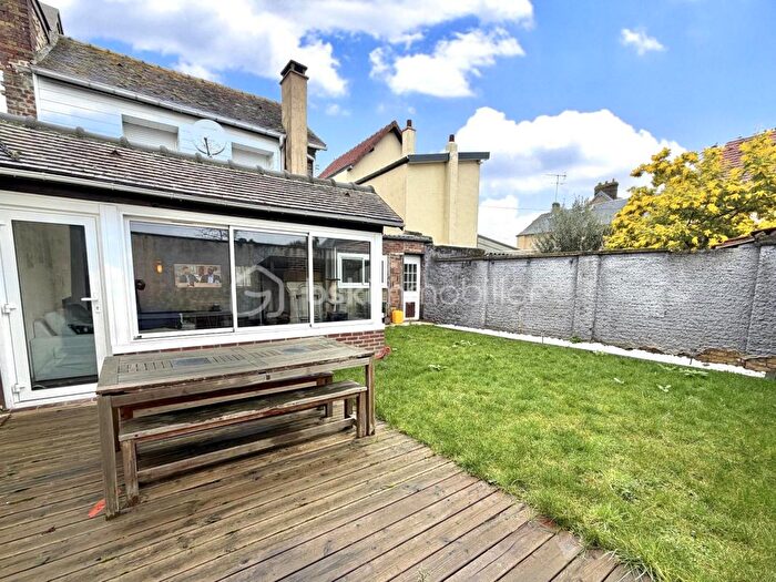 Maison à vendre - Oissel - 6 pièces - 4 chambres