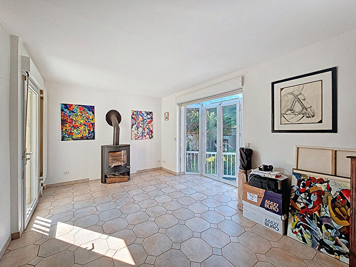 Maison à vendre - Saint-Maur-des-Fossés, Adamville - 6 pièces - 4 chambres