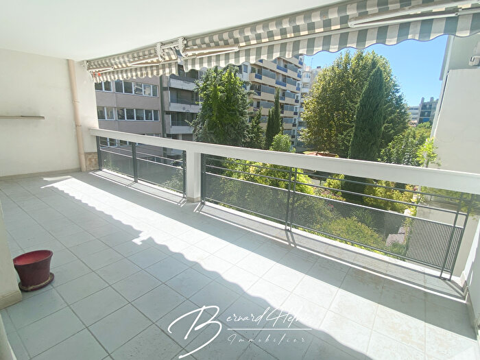 Appartement 4 pièces à vendre à Marseille 8ème, Saint-Giniez