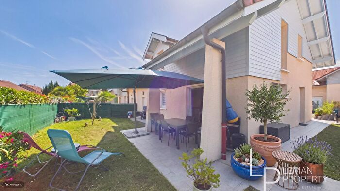 Maison 5 pièces à Douvaine, à vendre