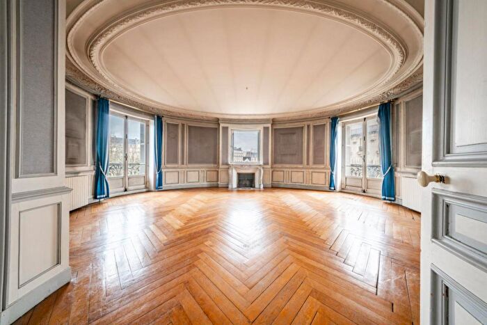 Appartement à vendre - Dijon, Centre-ville - 6 pièces - 3 chambres