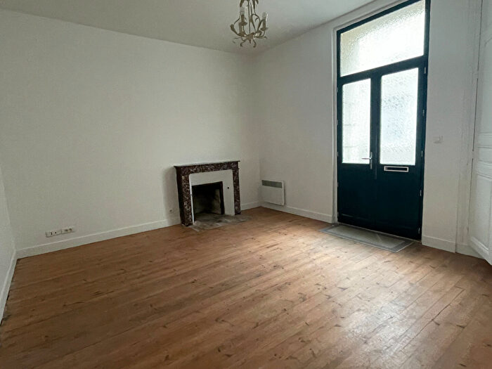 Maison à vendre - La Roche-Posay - 6 pièces - 4 chambres