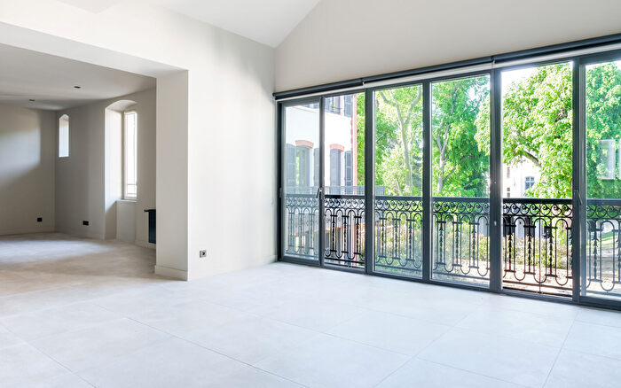 Appartement à louer - Saint-Cyr-au-Mont-dOr - 4 pièces - 3 chambres