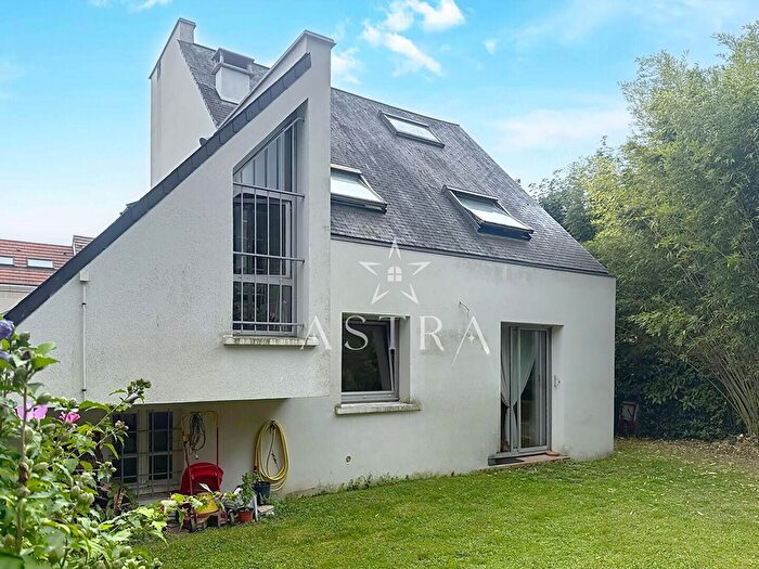 Maison à vendre - Sceaux, Quatre-chemins - 6 pièces - 4 chambres