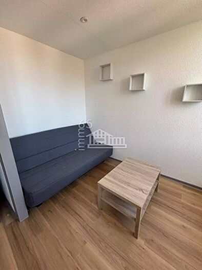 Appartement à louer - Pradeau-Gare-Rue GLassale, Tarbes - 2 pièces - 1 chambre
