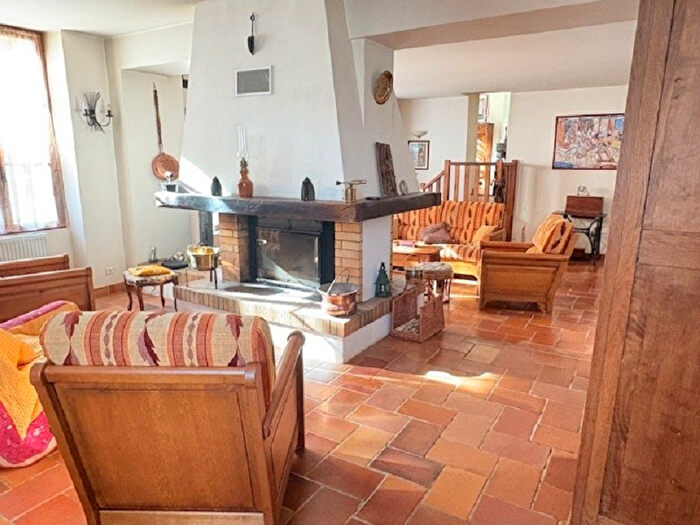 Maison à vendre - Montereau-Fault-Yonne, Ville basse - 7 pièces - 5 chambres