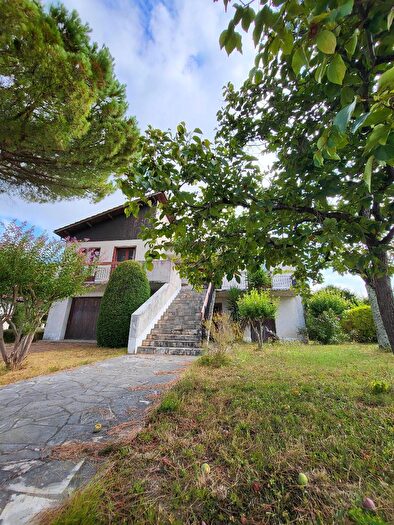 Maison à vendre - Condom - 7 pièces - 4 chambres