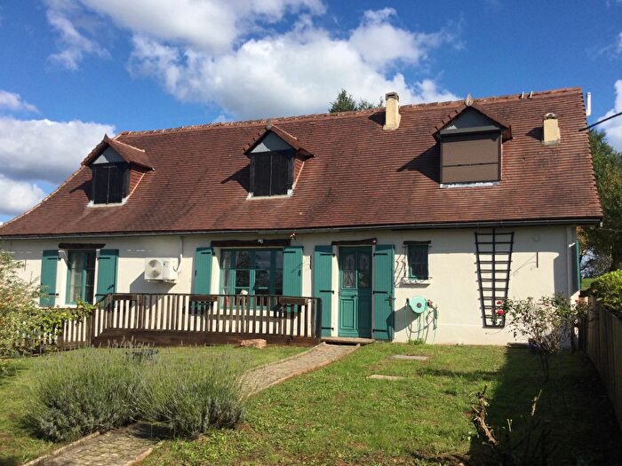 Maison à vendre - Hautefort - 12 pièces - 3 chambres